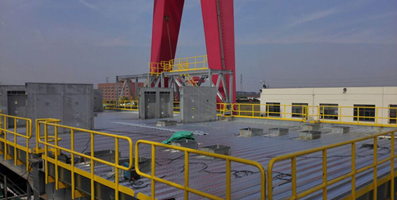 How steel decks are used in industrial applications